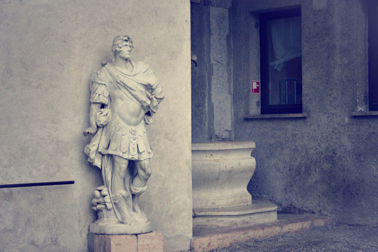 Robot Milling Roman Sculpture - RoboDK blog