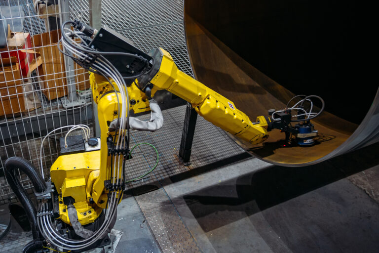 5 Expert Ways to Program a FANUC Robot - RoboDK blog