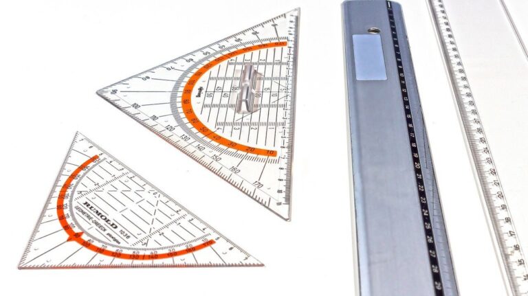 Code_a_Robot_Geometry - RoboDK blog