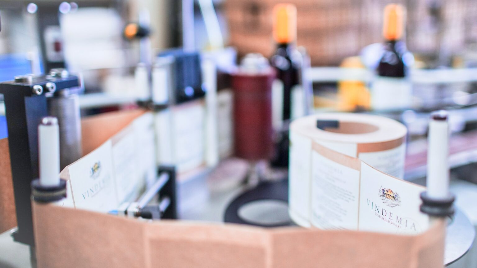 End-of-the-Line-Labeling - RoboDK blog