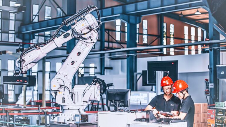 Easy Robot Calibration for Optimal Performance - RoboDK blog